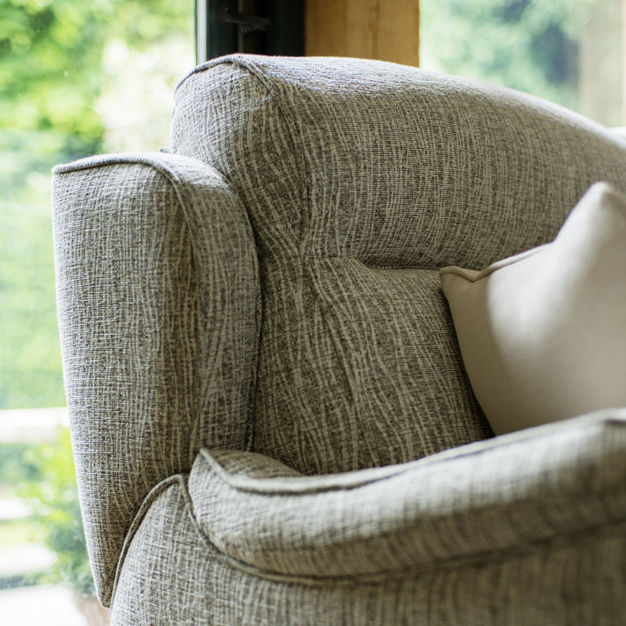 Parker Knoll - Boston 2 Seater Sofa Static Leather - Hills Furniture Store