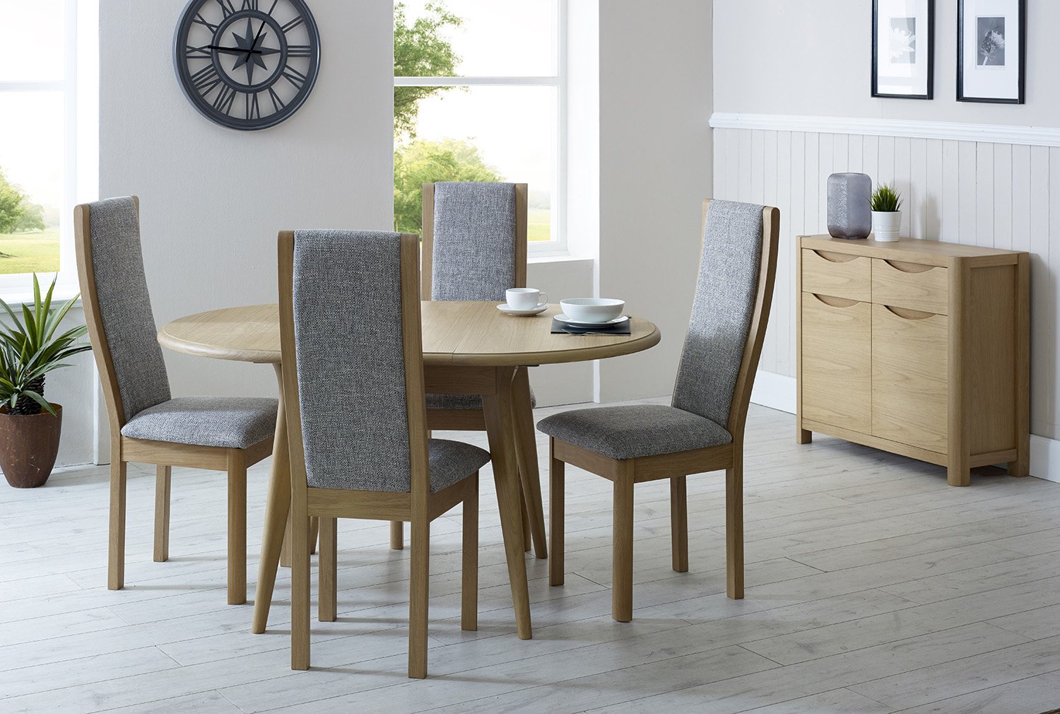Braemar Small Round Extending Dining Table, 105cm/140cm - Hills ...